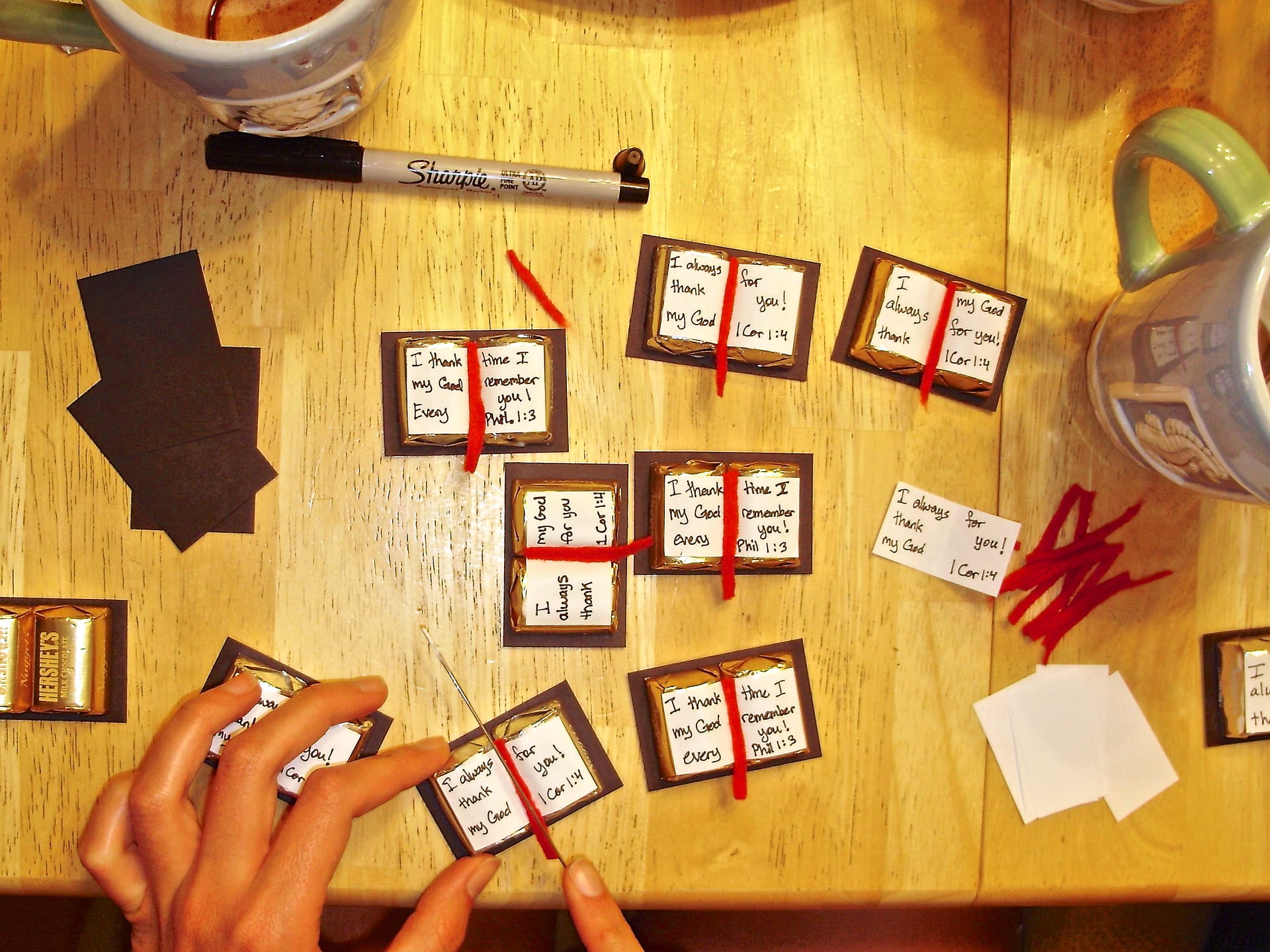 How to Make Hershey Nugget "Bibles" for Thanksgiving Day or Any Day ...